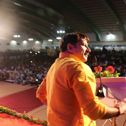 Manoj Tiwari Bhojpuri film actor, singer and politician HD wallpaper ...