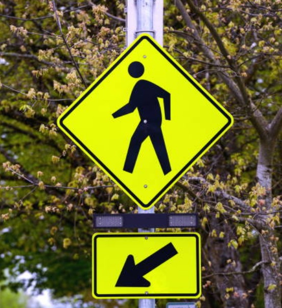 Mengenal Rambu Lalu Lintas dan Artinya - Pengadaan5