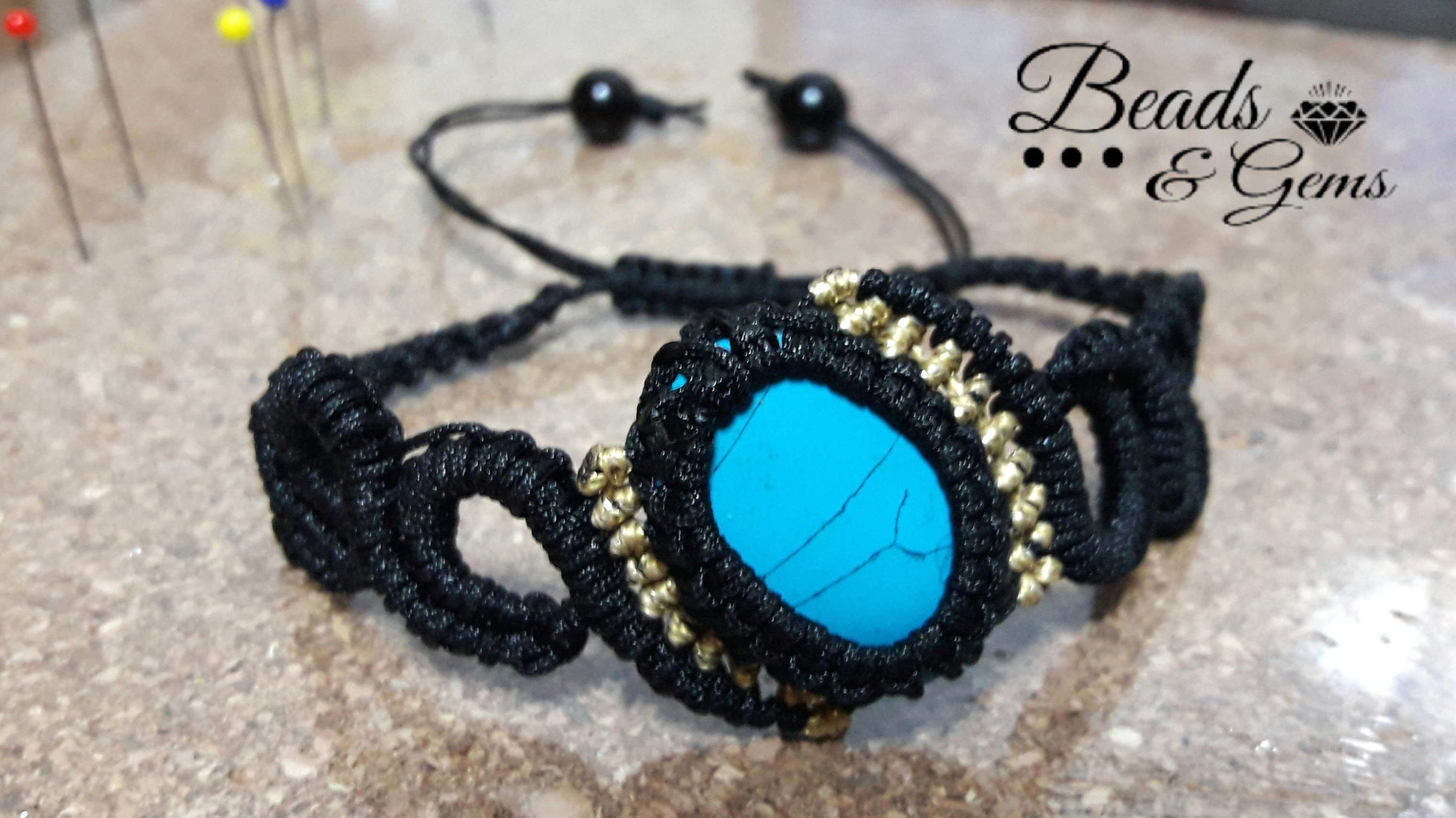 BEADS and GEMS : Χειροποιητο βραχιολι μακραμε με δεσιμο πετρας ...