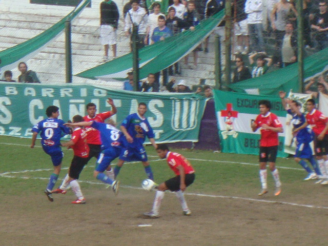 Revista Tribuna Roja: Defensores trajo un punto valioso de la cancha de ...