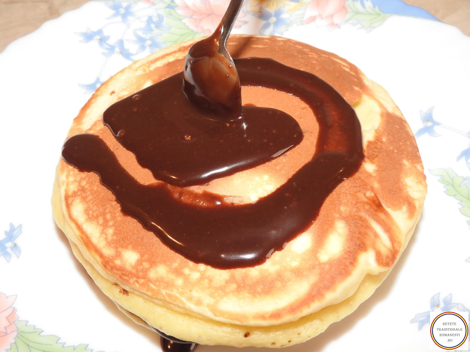 Pancakes reteta | Retetetraditionaleromanesti.ro