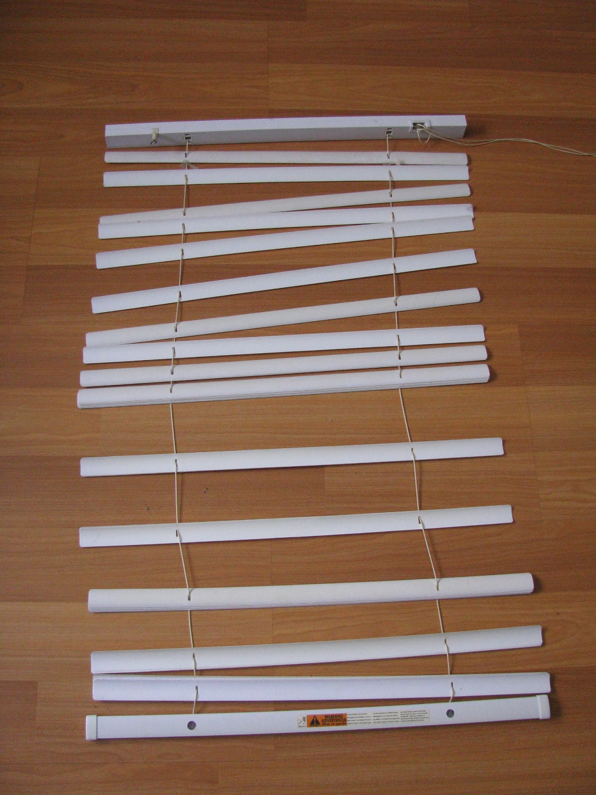 she did it herself: DIY Roman Shades from Mini blinds