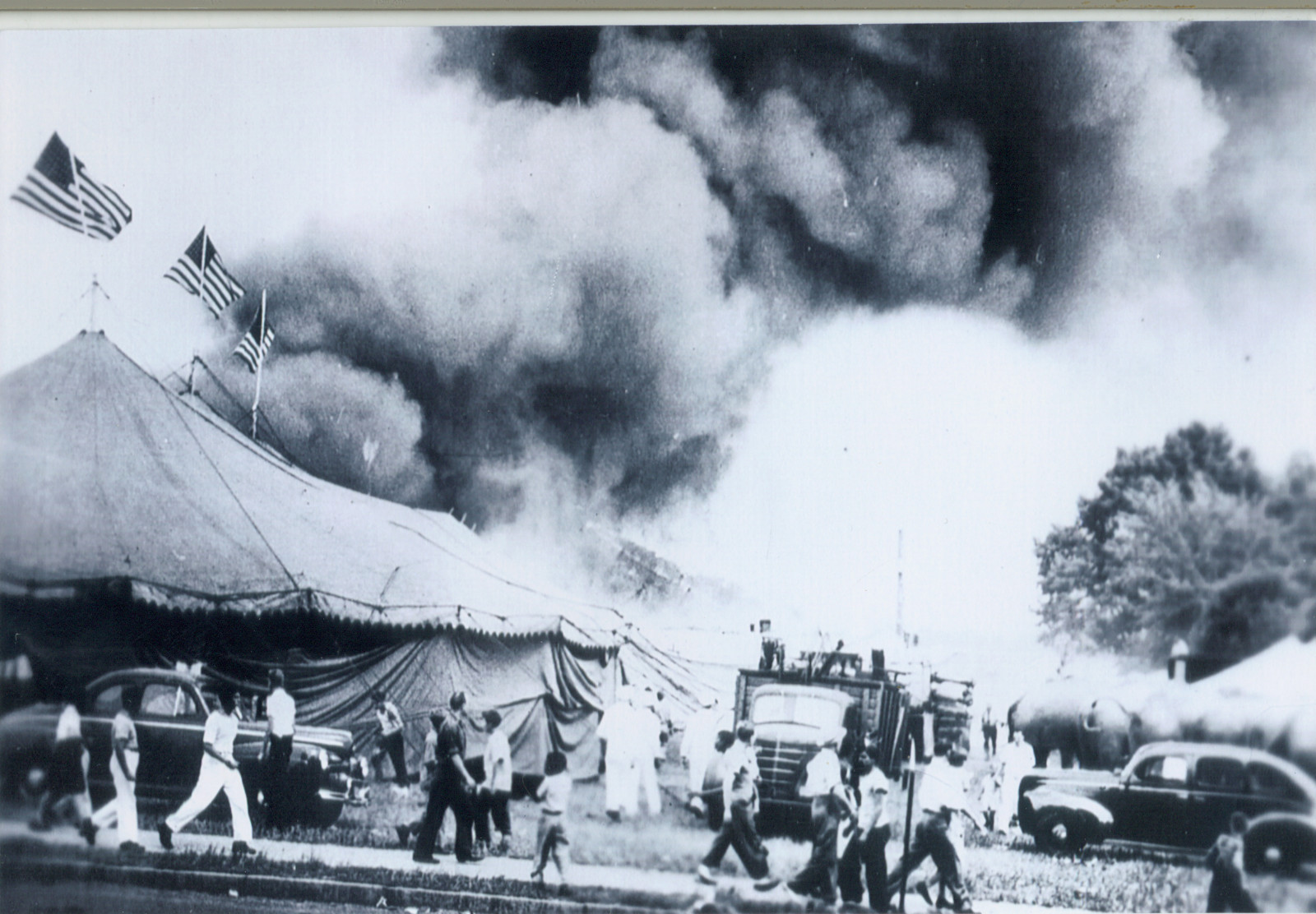 The Circus "NO SPIN ZONE": The Hartford Fire 1944