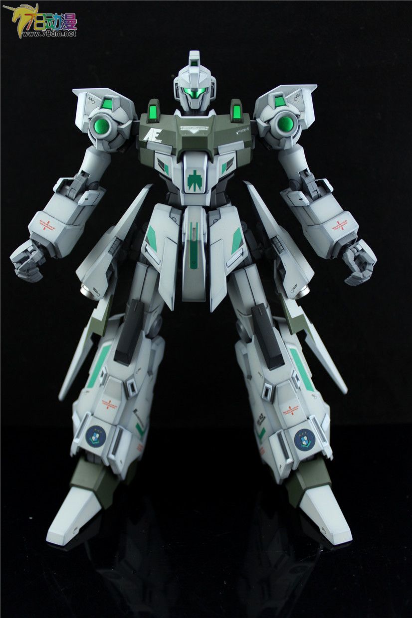 Gundam Family: MG 1/100 Robotech ReZEL Custom Build