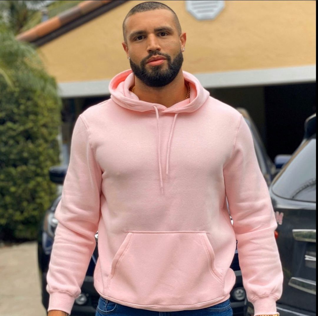 Kevin Portillo reveals as a 6"5 footer, he has never dated a girl past ...