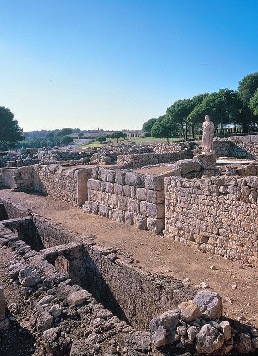 Ancient Hellas: Emporion , Spain