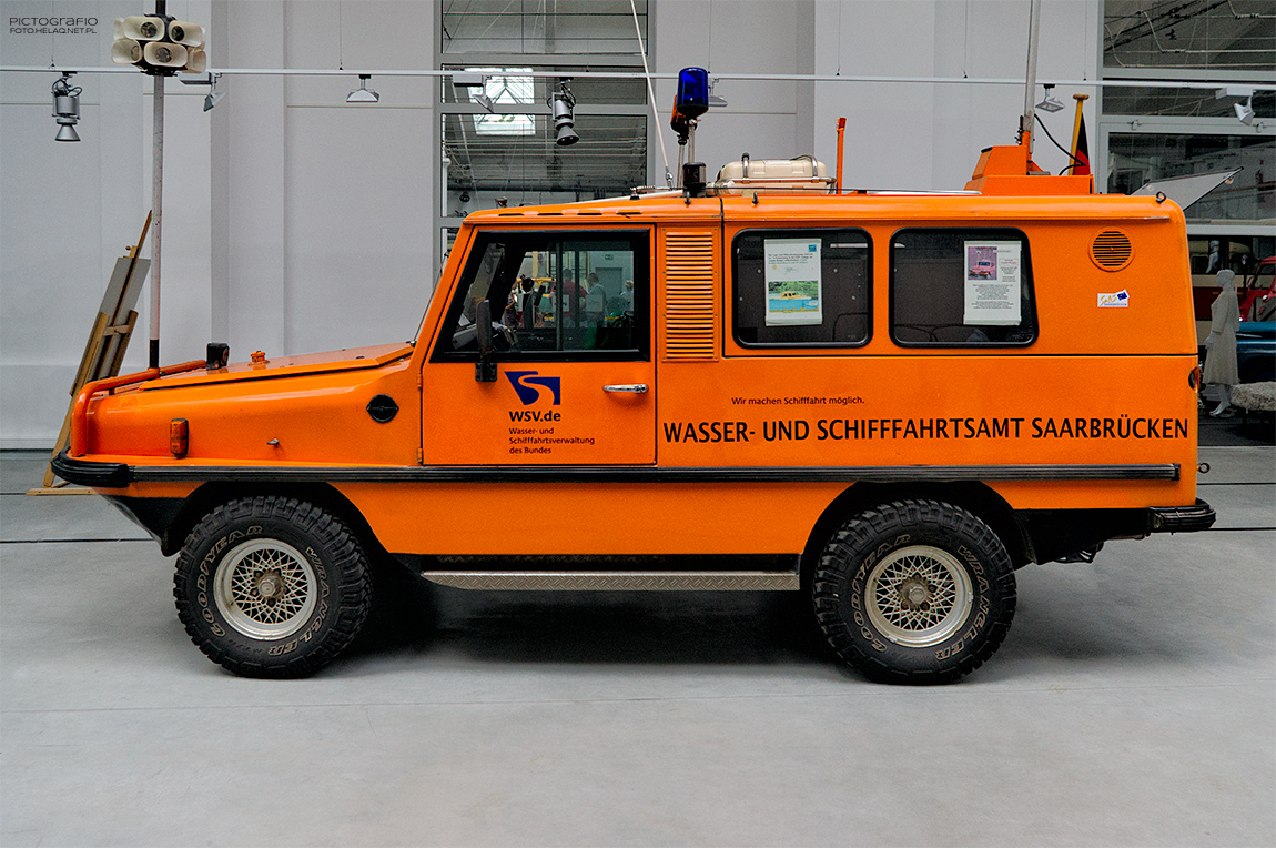 LOCOZOOM: Amphi-Ranger 2800 SR