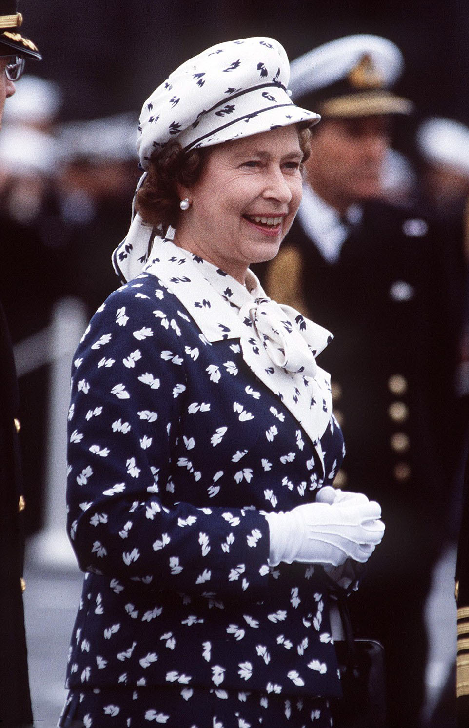 Royal Family Around the World: As Queen Elizabeth II celebrates her ...