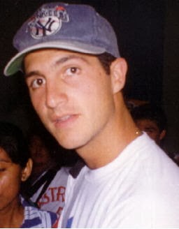 NOTICIAS Y EFEMERIDES MUSICALES Y DEL CINE: MAGNETO, UN 23 DE NOVIEMBRE ...