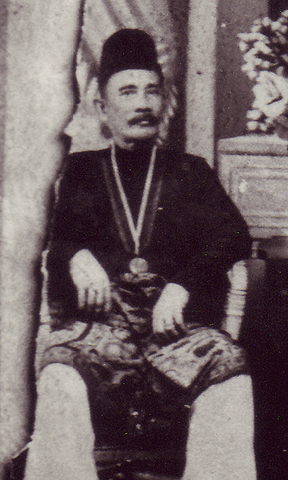 SELAMAT HARI LAHIR: BUKU : PERANG KLANG