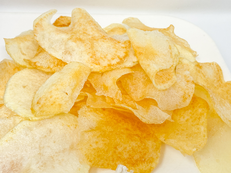 Tales of the Flowers: Parmesan & Roasted Garlic Pringles - Homemade ...