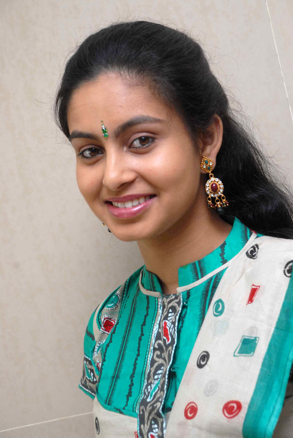 Abhinaya (Actress) Wiki, Biography, Dob, Age, Height, Weight, Affairs ...
