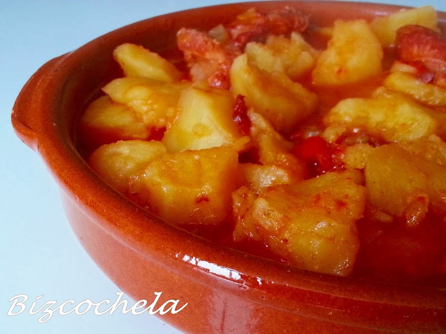 PAPAS CON COSTILLAS ADOBADAS | Cocina