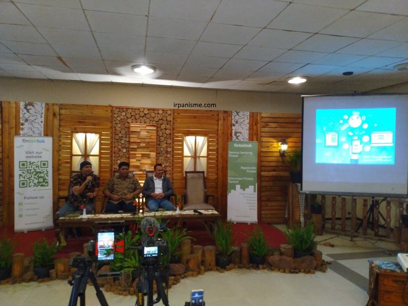 Fintech Itu Bukan Gopay Dan Ovo Aja, Ini Penjelasannya - My Thoughts ... Fintech Itu Bukan Gopay Dan Ovo Aja, Ini Penjelasannya - My Thoughts ...