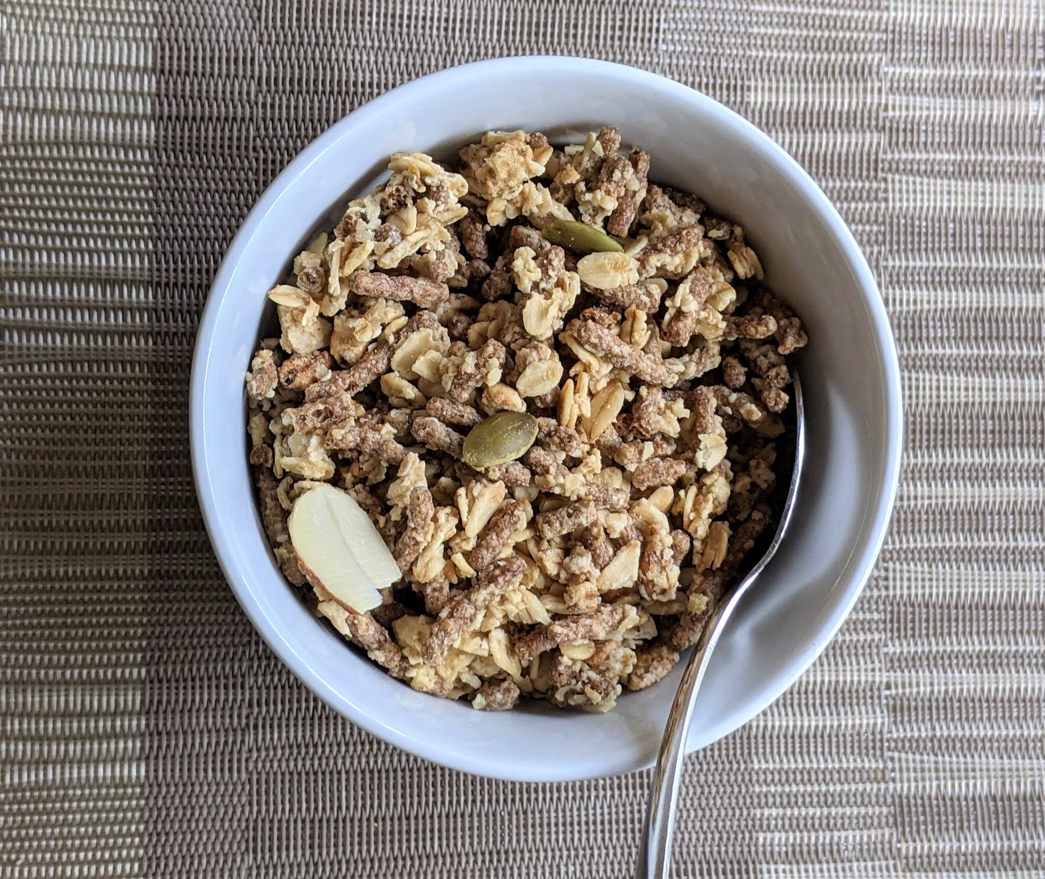 Kelloggs oaty clusters prebiotic low sugar breakfast cereals