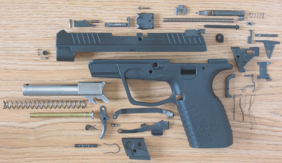 Pistola Ceska Zbrojovka Modelo: CZ 100 y CZ 110 | Armas de Fuego