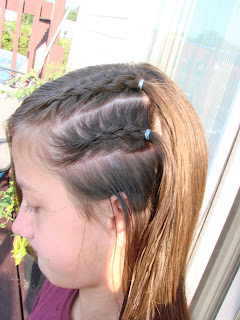 Lezlie wagner: Shakira Inspired Cornrows