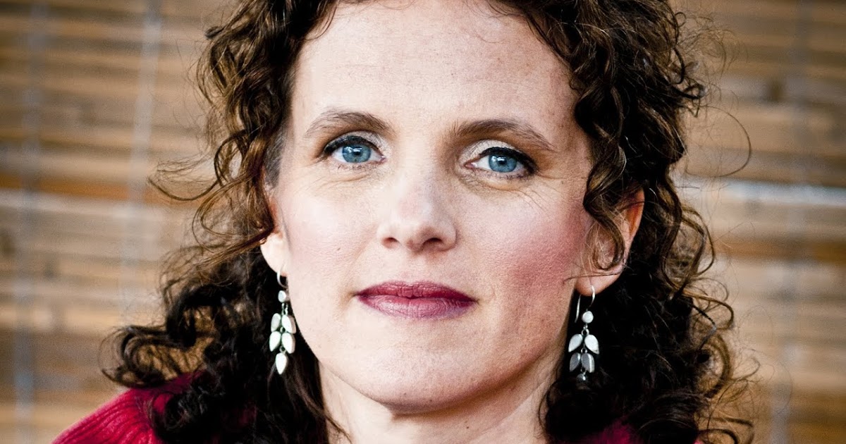 Kids' Book Review: 10 Quirky Questions with author/illustrator Sally Rippin