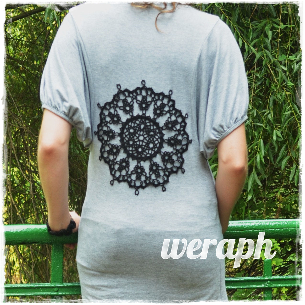 Koraliki tudzież: wytatuowane koronkami - tunika