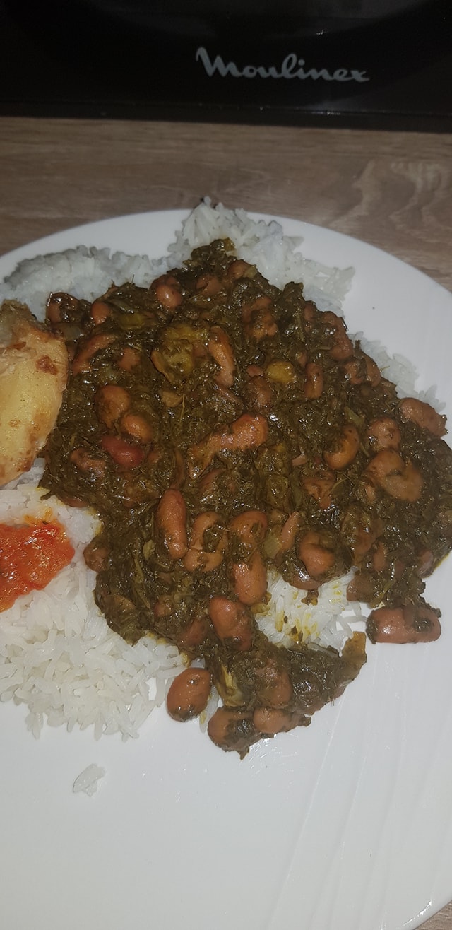 Pondu ya madesu : chez les Bayombe au Congo - FODABI MAG PRESS