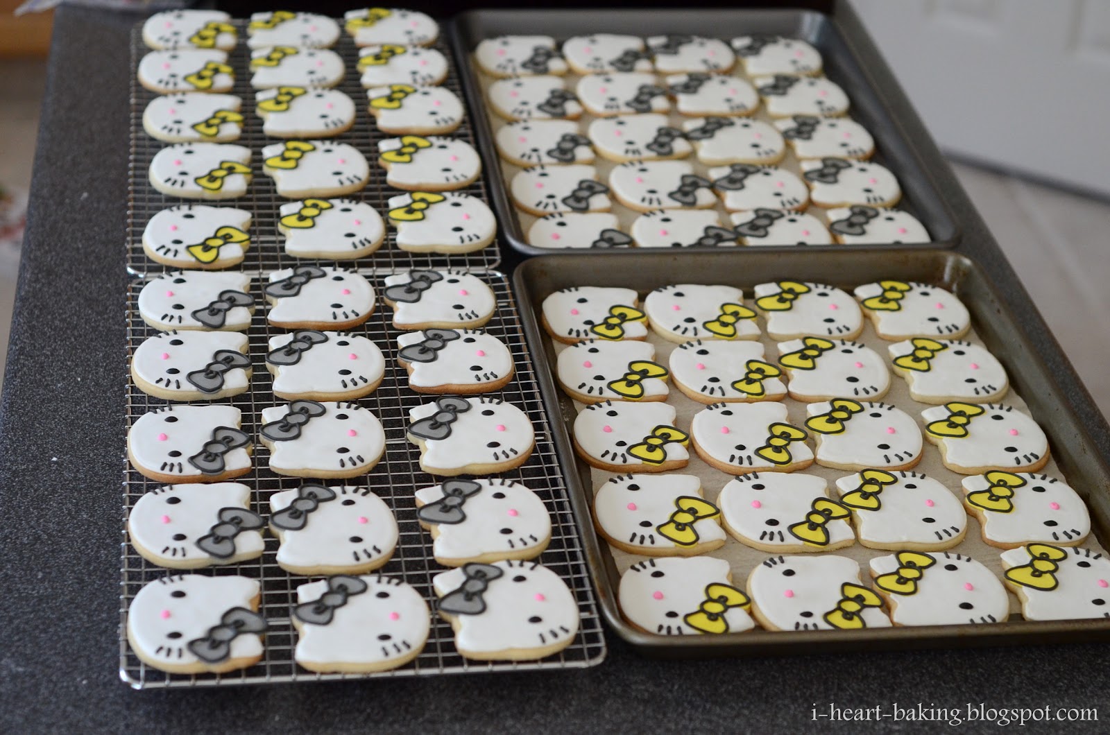 i heart baking!: hello kitty cookies