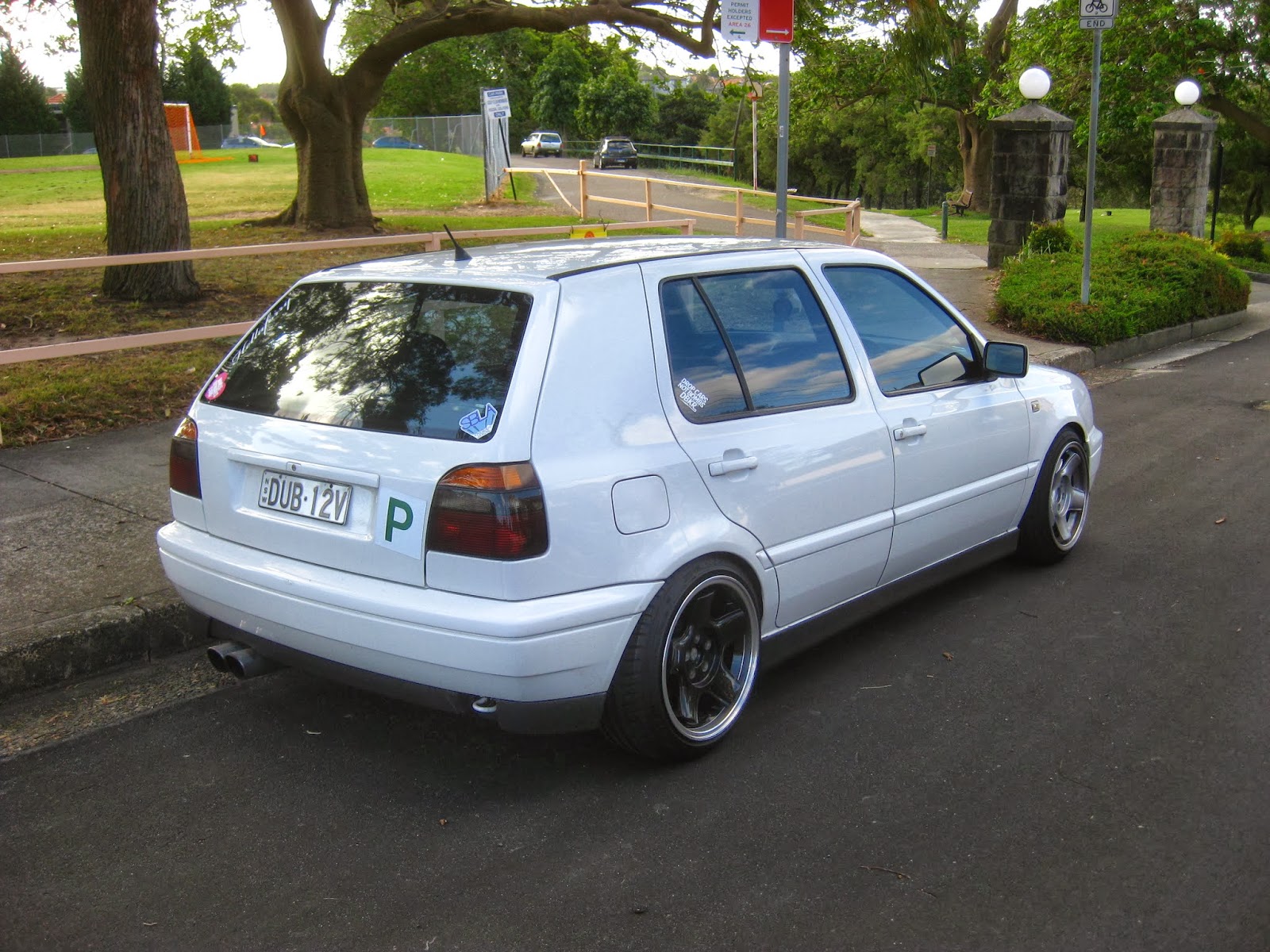 Aussie Old Parked Cars: 1995 Volkswagen Golf Mk3 5 door