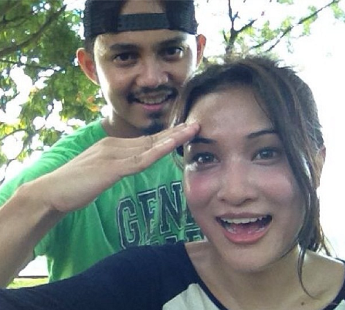 Gambar Romantik Hairul Azreen dan Hanis Zalikha
