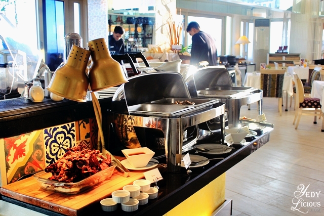 The Nest, Dining in the Sky Restaurant at Vivere Hotel Alabang [Part ...