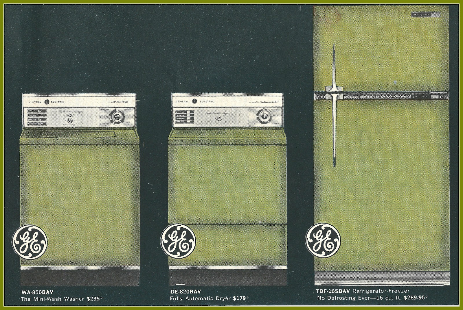 EverythingCroton: HAVE YOURSELF AN AVOCADO GREEN CHRISTMAS