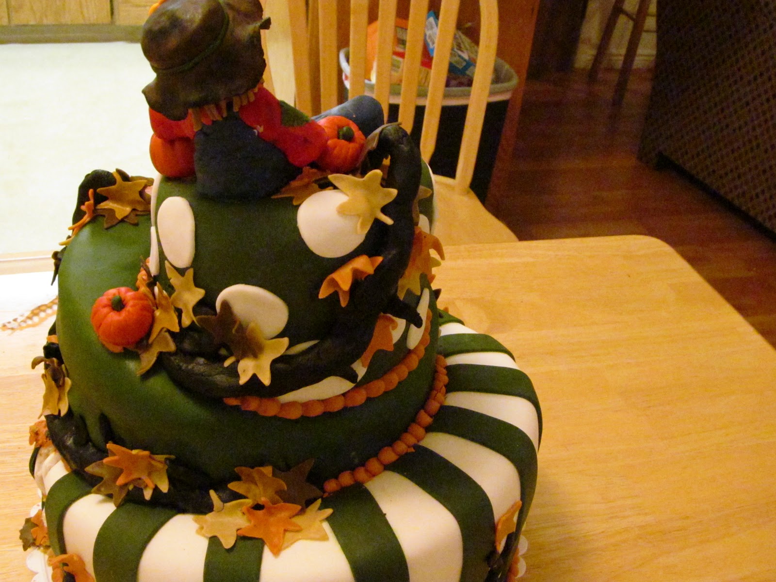Kathryn's Cake Design: Scarecrow Cake