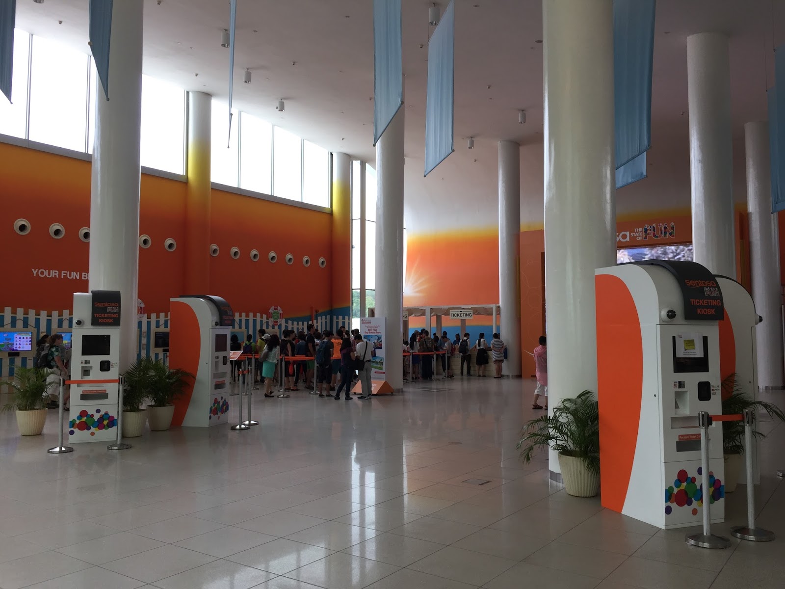 Observe the world: Sentosa Express Monorail transport, vehicle bridge