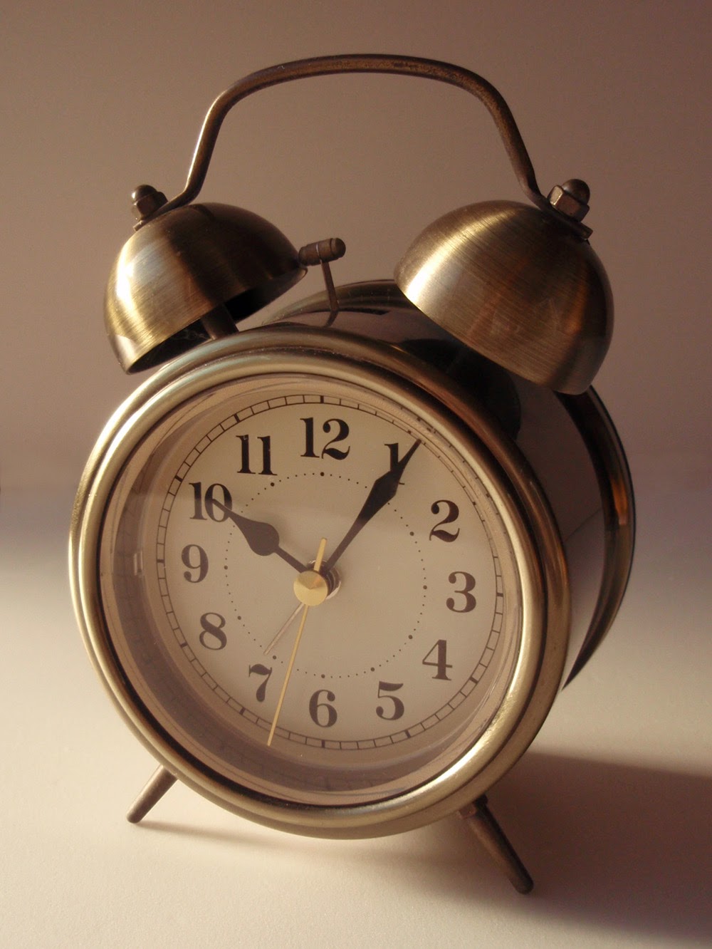 Ideas For Products Or Inventions Alarm Clock With Automatic Advance ideas-for-products-or-inventions-alarm-clock-with-automatic-advance