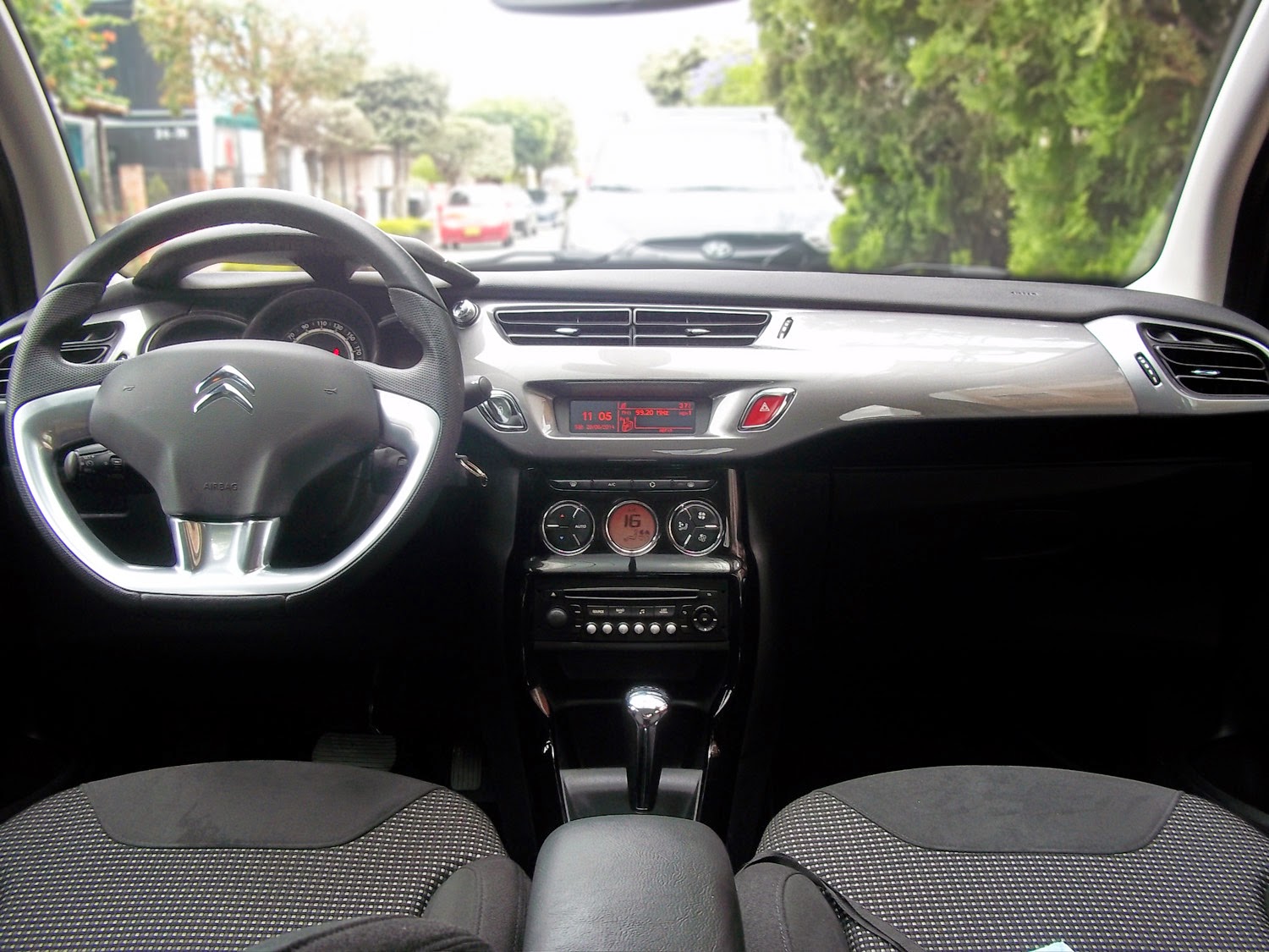 Citroën C3 1.6 VTi 120 Exclusive Automático - Prueba parte 1 (Interior ...