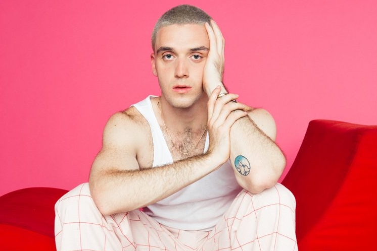 Lauv e o seu extrovertido novo single "Tattoos Together" - Keeping Track