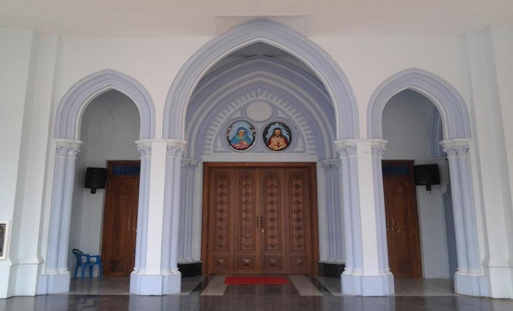 Tamilnadu Tourism: Avur Church, Pudukottai