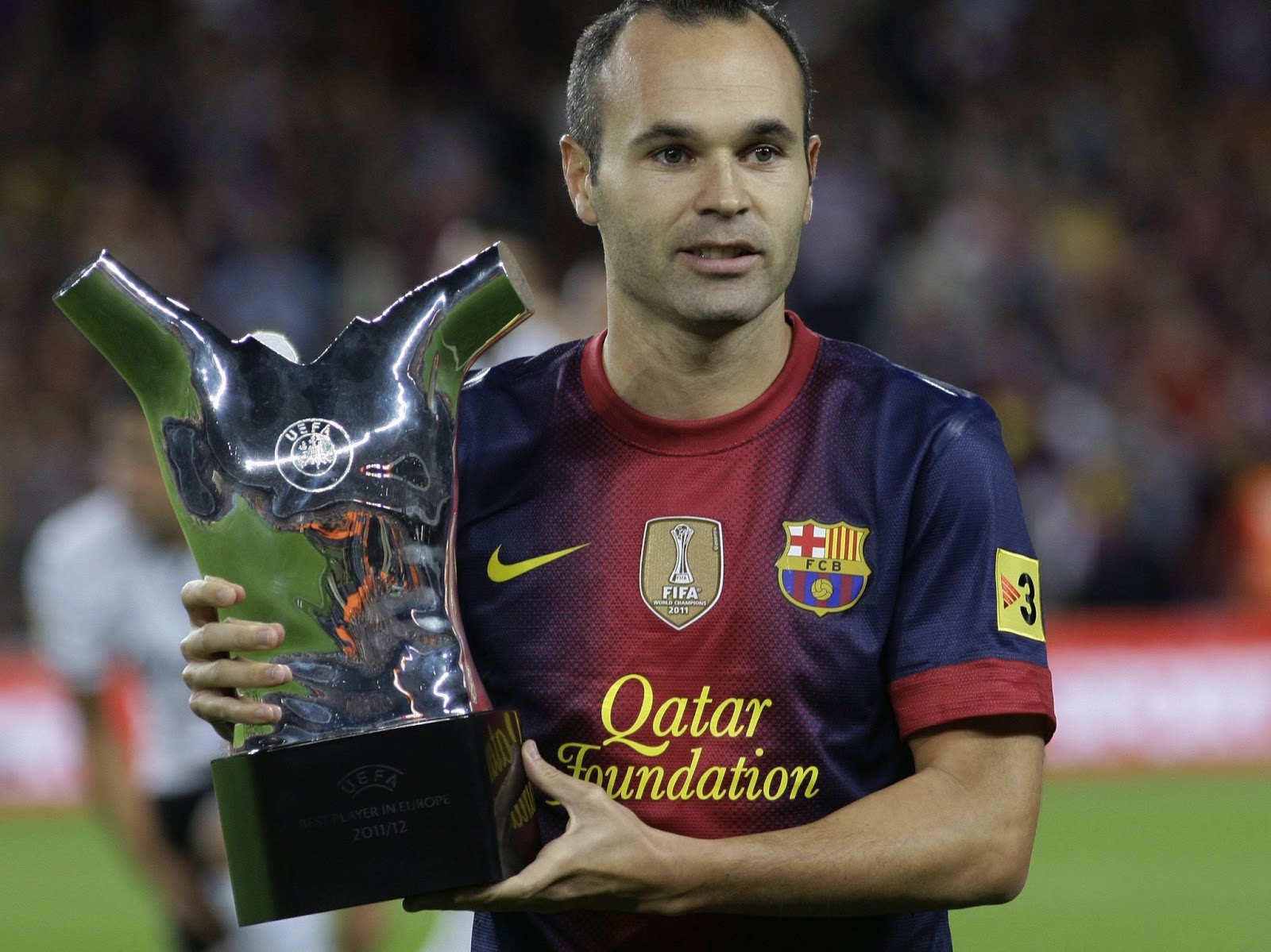 Iniesta FC Barcelona - wallpaper world