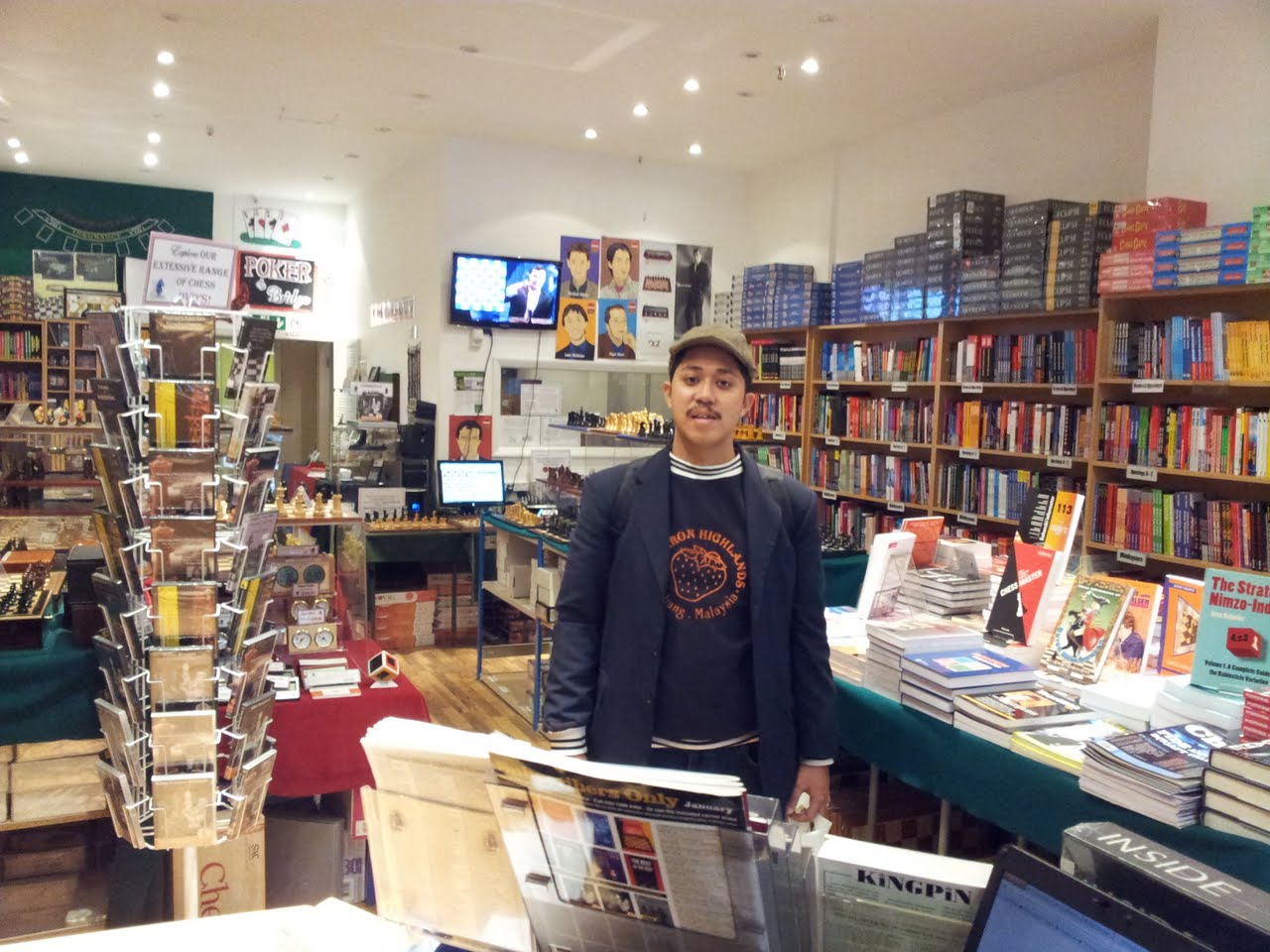 hairulovchessmaniac: A visit to London Chess Center