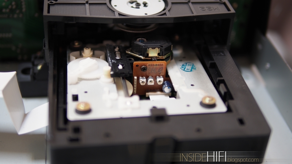 Inside Hi-Fi: Sony CDP-597