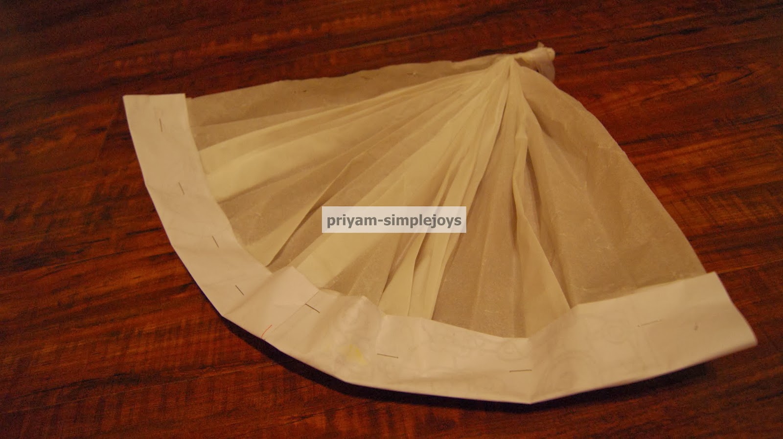 SimpleJoys: Paper Chef Hats