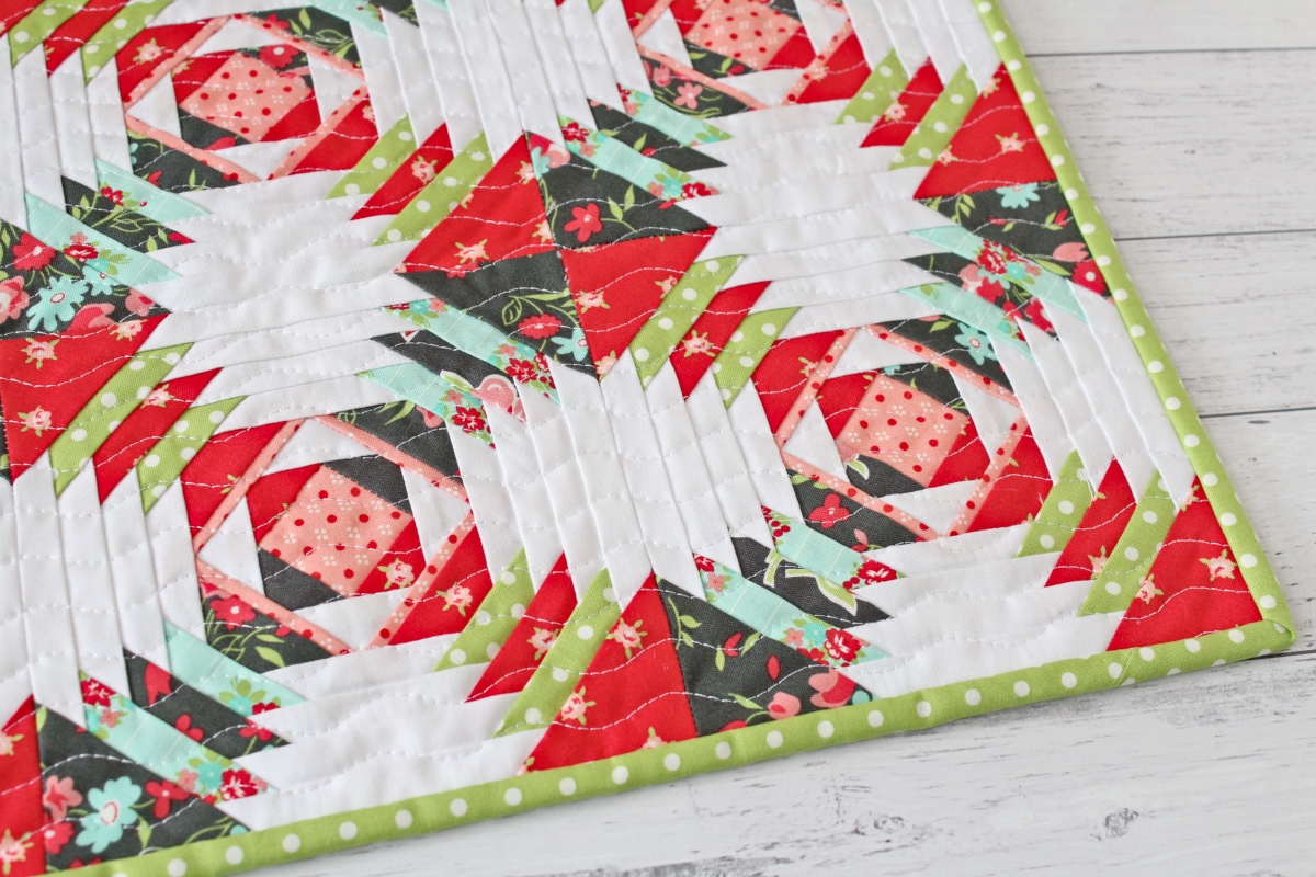 Penelope Mini Quilt PDF Pattern - Threadbare Creations