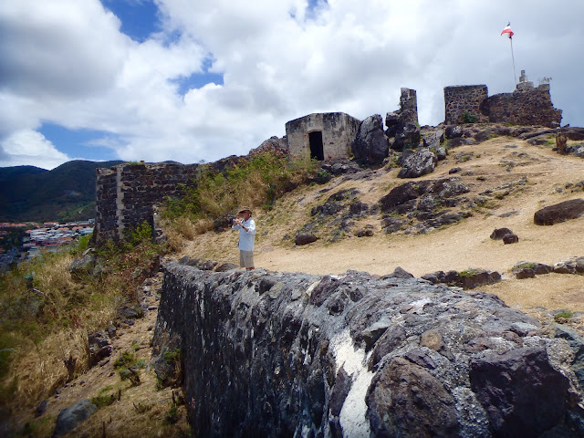 Things we did today...: Must Get Off The Boat... Fort Louis