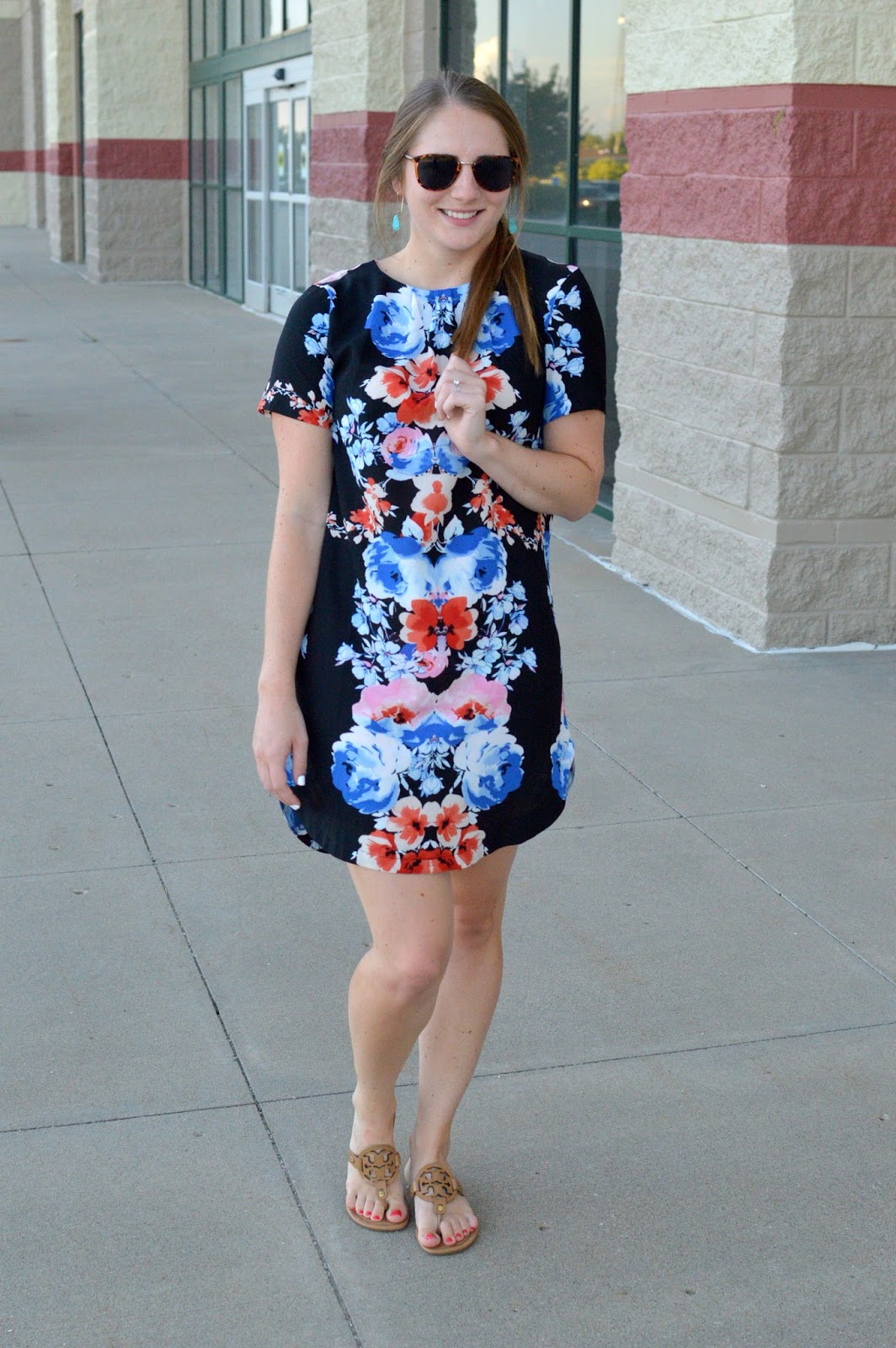 A Memory Of Us: black short sleeve floral print dress | A Kansas City Fashion Blog