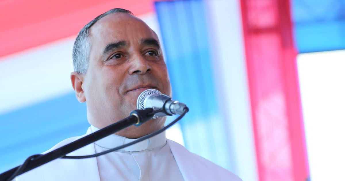 .: LO QUE DICE EL CURA PÁRROCO ANGEL CUEVAS! "Autoridades JCE y ...