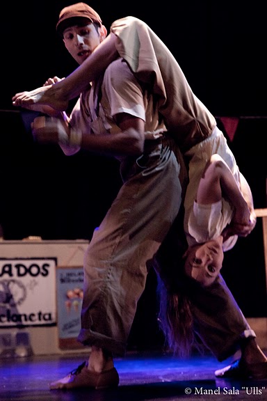 Cia. A plom i Vol: * Espectáculo "Call Me Maria"