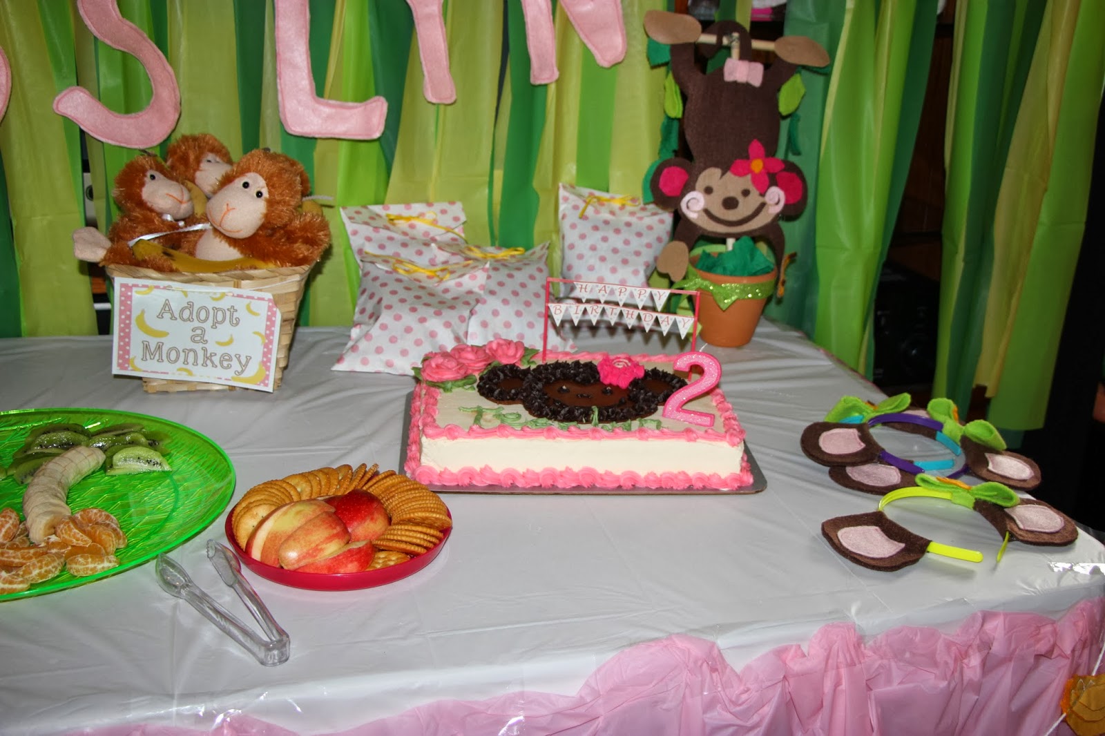 Mecham Family: Monkey Birthday Tesslyns 2!