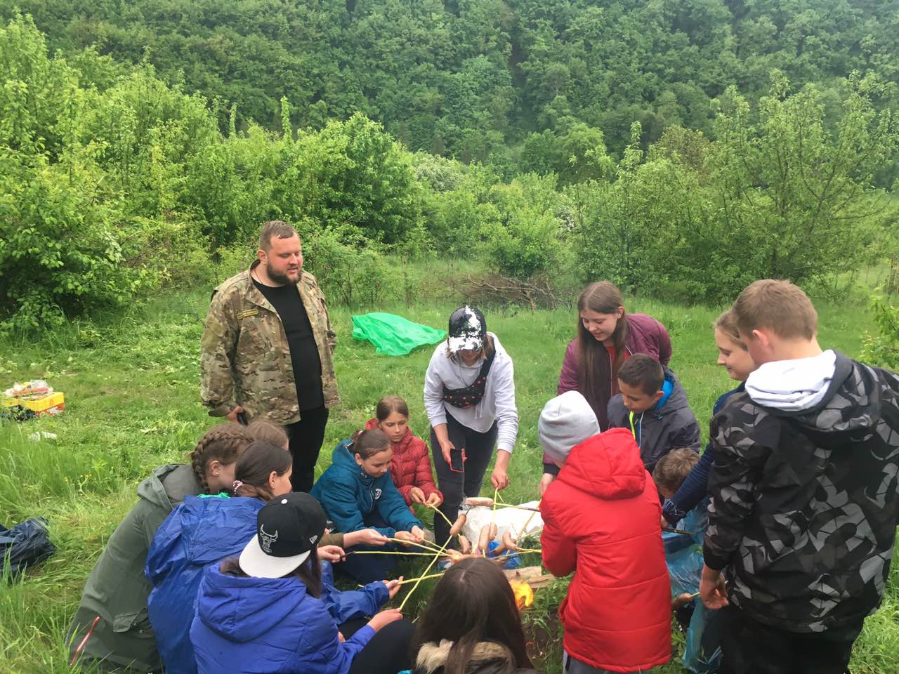 ЗАРВАНИЦЯ Парафіяльна церква Пресвятої Тройці та Покров Пресвятої ...