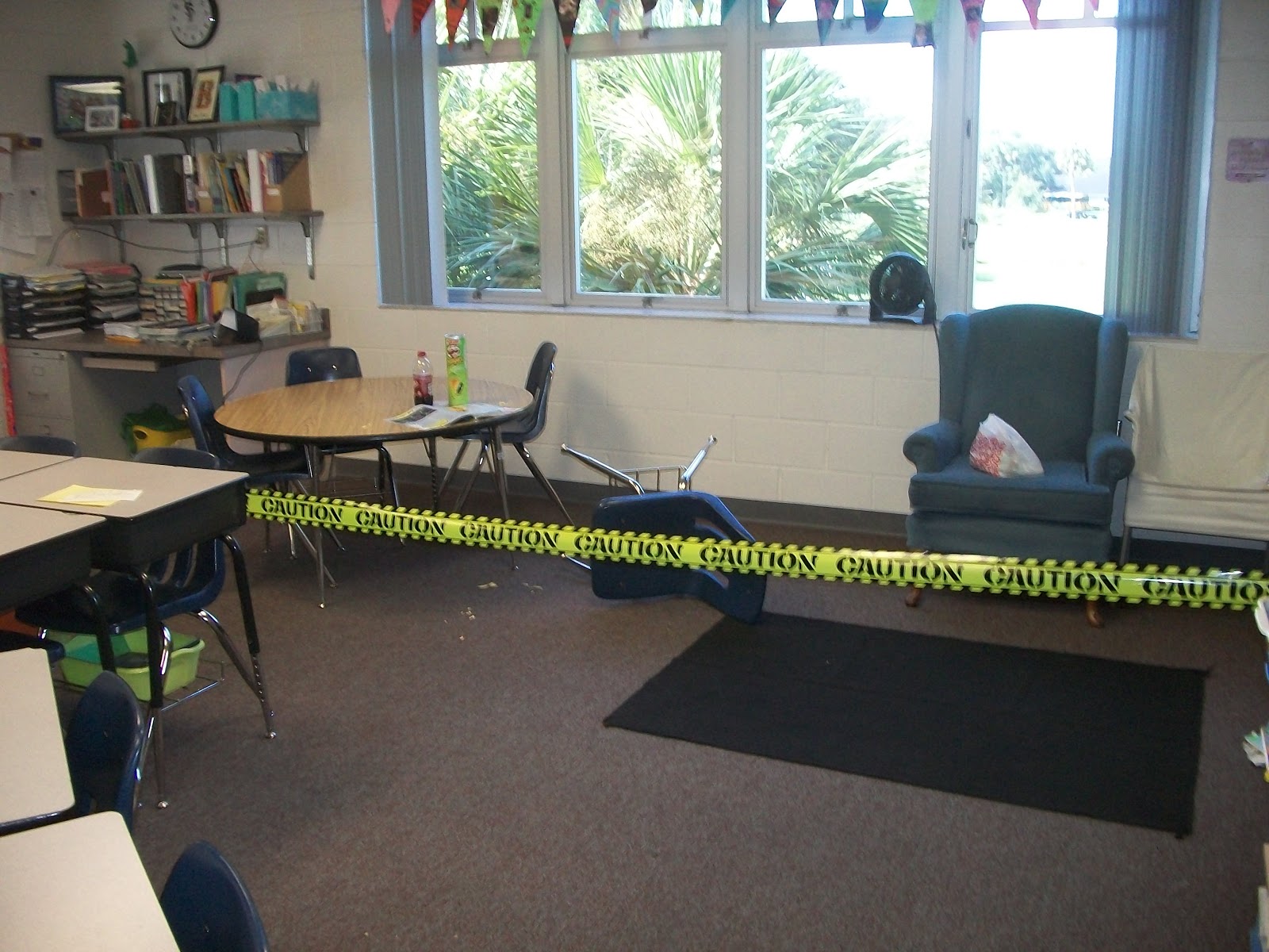 Teaching star students: Classroom Crime Scene