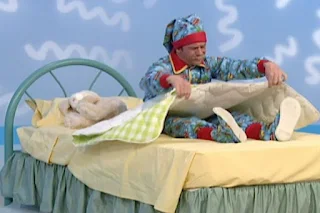 Watch Elmo's World Sleep