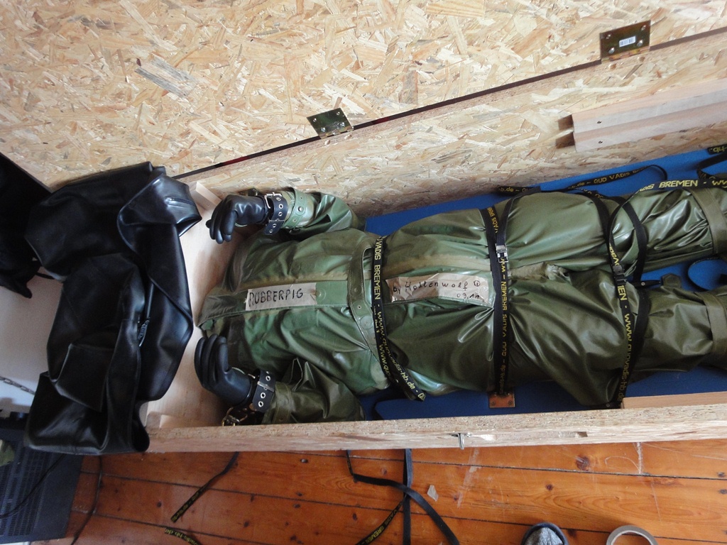 rubbergimp: bondage box