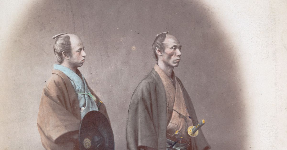 Extremely Rare and Fascinating Hand-Colored Photos of the Last Samurai ...